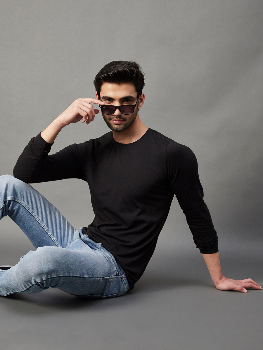Black Thumbhole Round Neck Full Sleeve T-Shirt – rigoindia